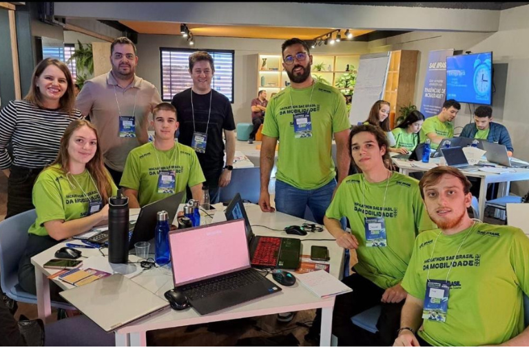 Equipe da UTFPR é finalista da Hackathon SAE Brasil 2025