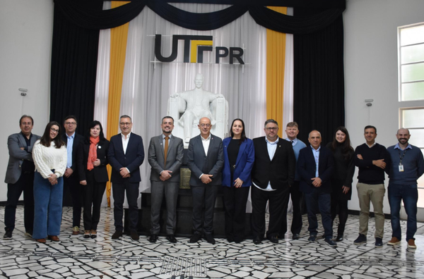 Utfpr E Ipb Assinam Primeiros Acordos De Dupla Diplomação Entre Doutorados